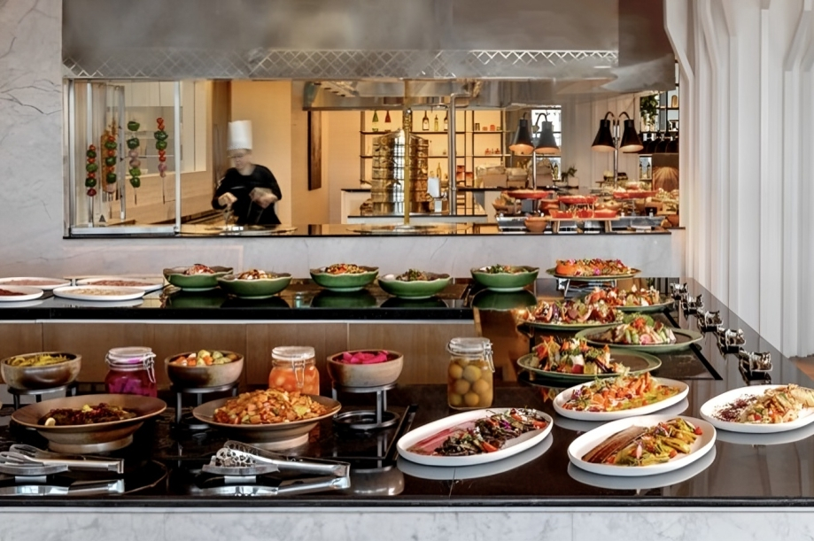 These are the best brunches in Dubai on Saturday!